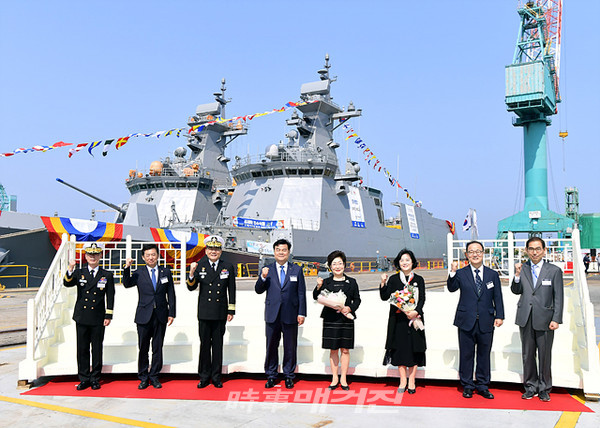대한민국 해군, 신형 호위함(FFX Batch-Ⅱ) 4번함 동해함(FFX-822) 진수식 거행